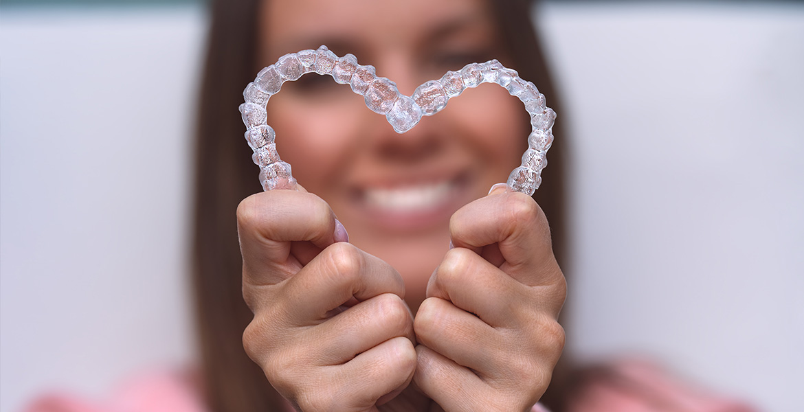 Teeth Straightening Dental Treatments - Invisalign